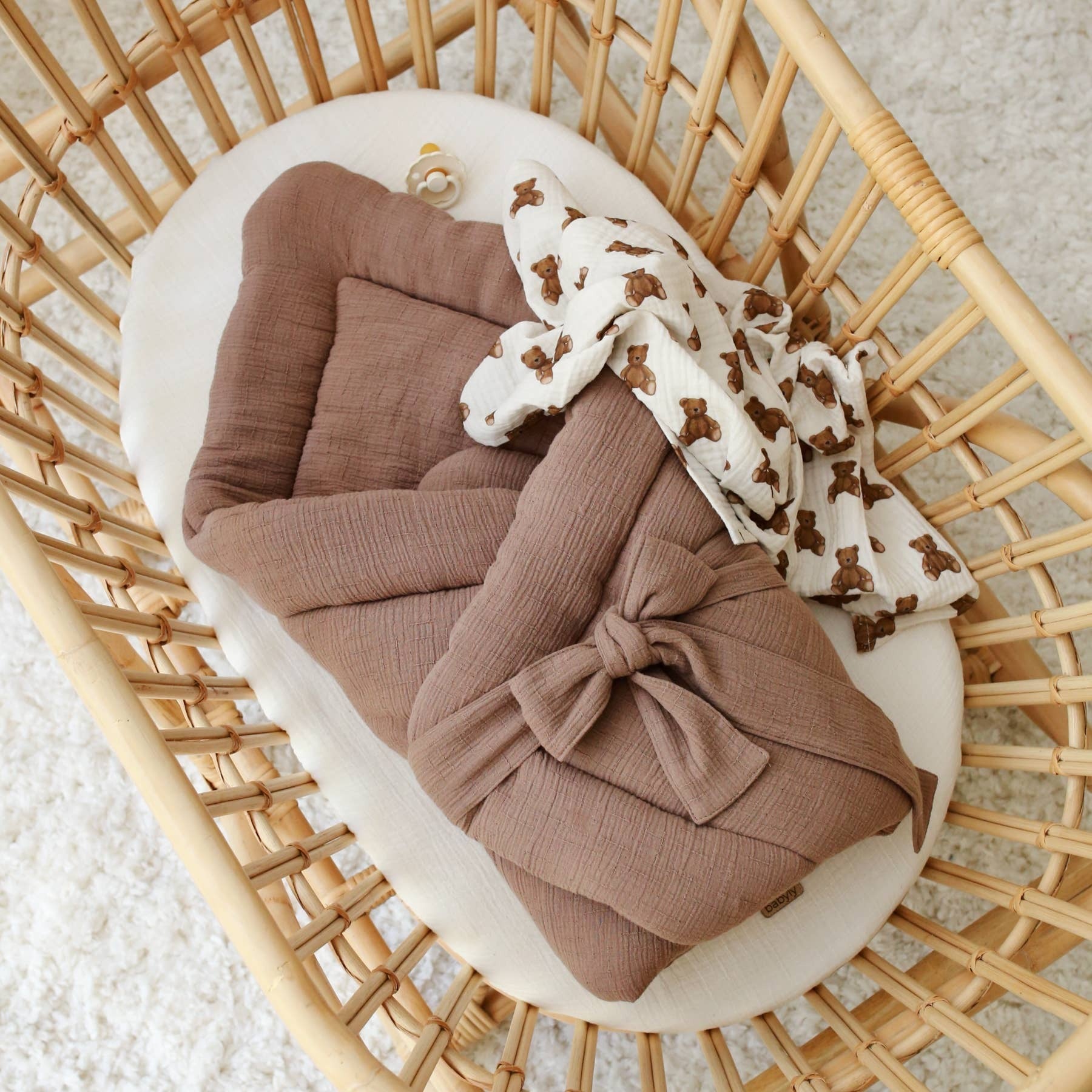 BabyLy Muslin Baby Wrap/Swaddle (Available in 3 Colors) | Oliver and Gray